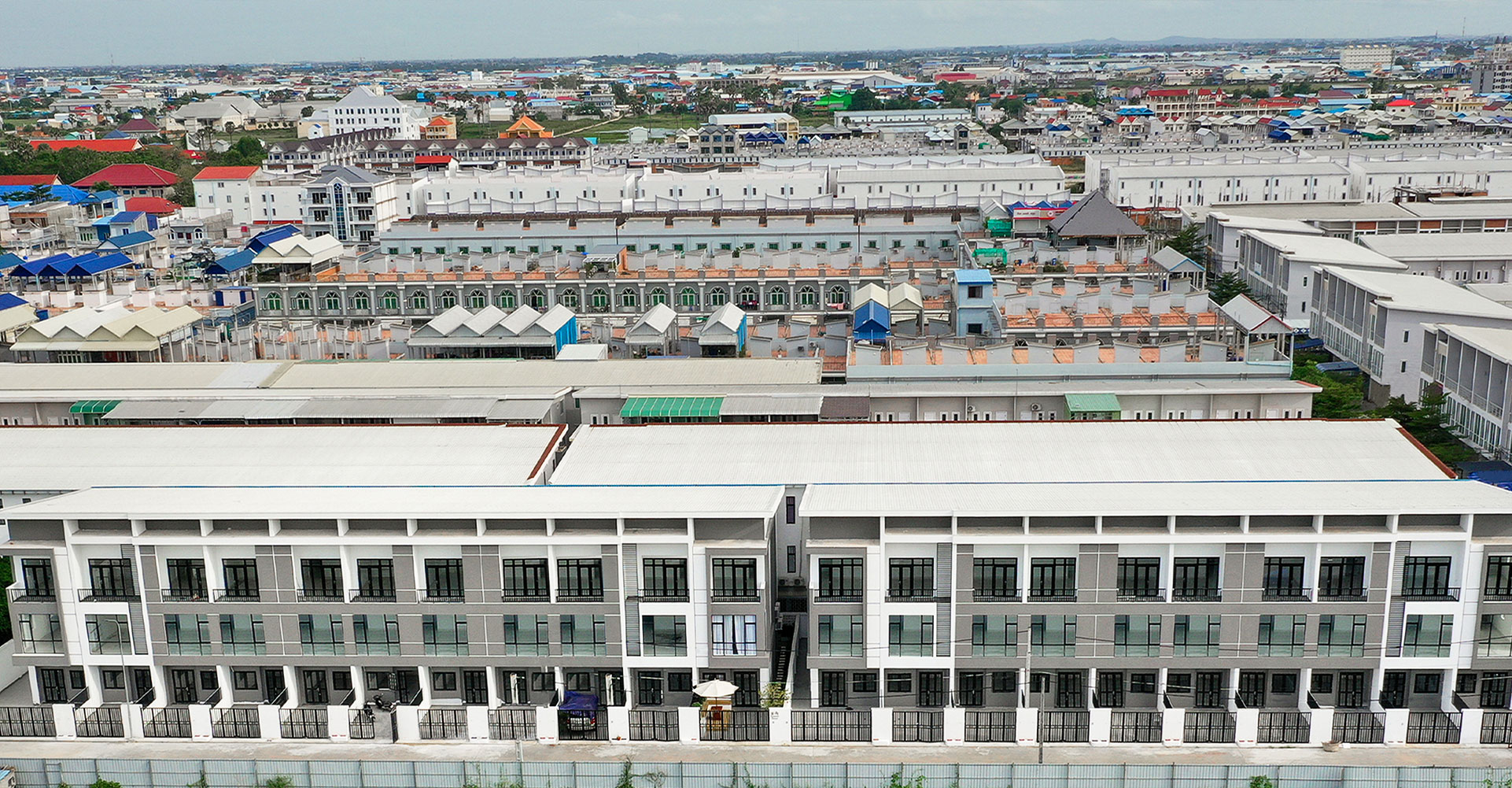 The Chom Chao II | Borey Cheary